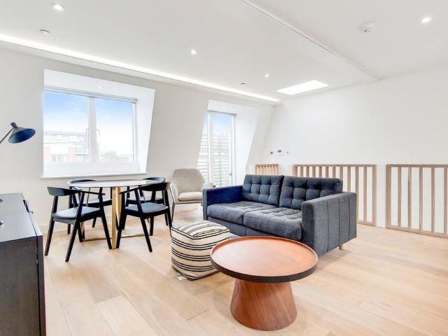 4 bedroom townhouse to rent