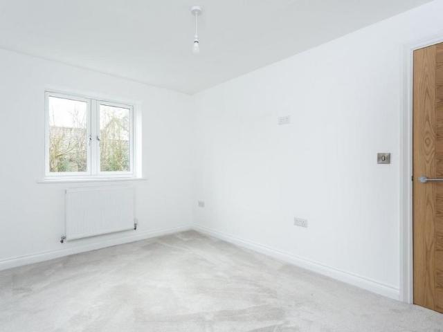 4 bedroom townhouse to rent