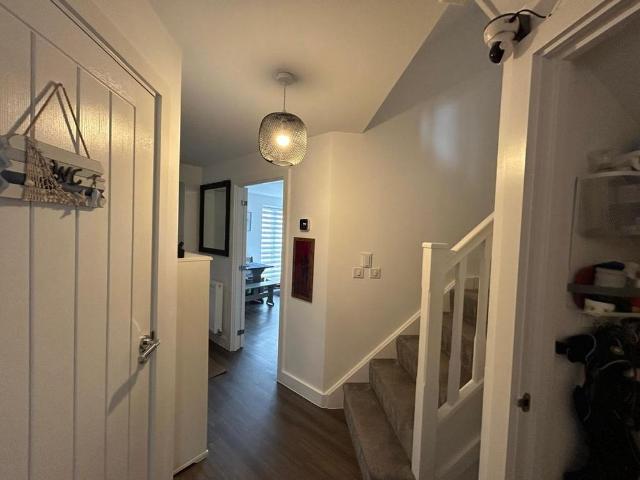 4 bedroom townhouse to rent