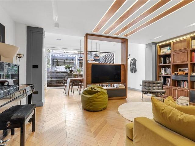 4 bedroom townhouse to rent