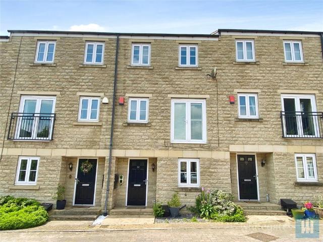 4 bedroom townhouse to rent