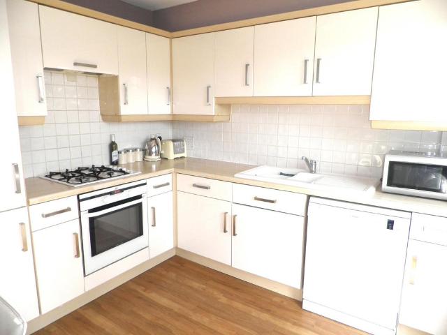 4 bedroom townhouse to rent