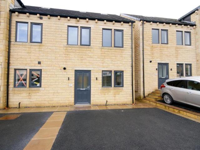 4 bedroom townhouse to rent