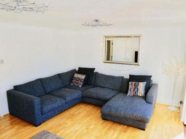 4 bedroom townhouse to rent
