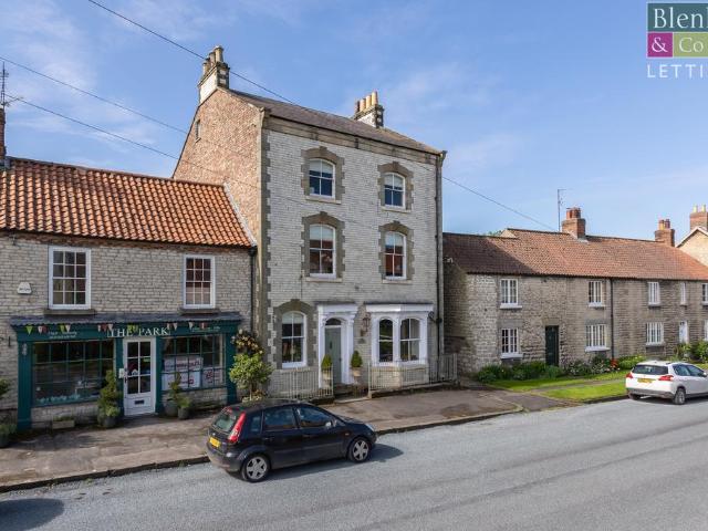4 bedroom townhouse to rent