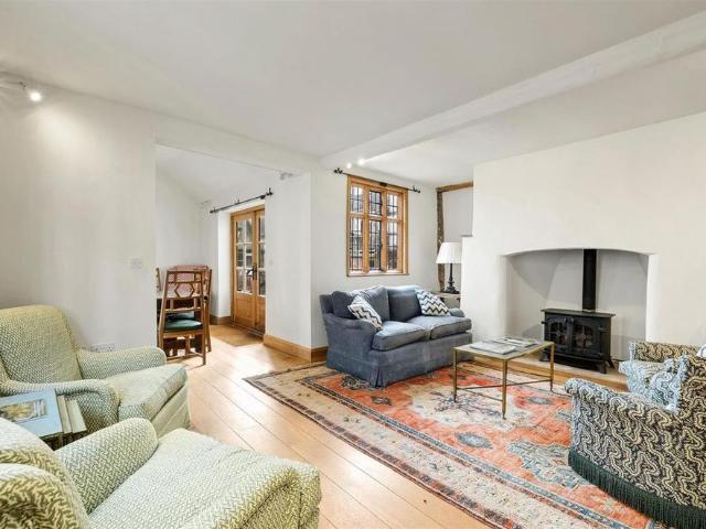 4 bedroom townhouse to rent