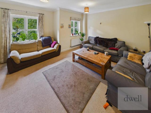 4 bedroom townhouse to rent