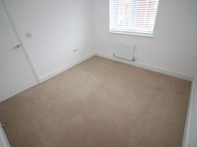 4 bedroom townhouse to rent