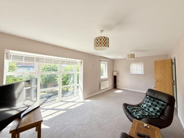 4 bedroom townhouse to rent