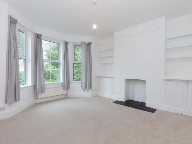 4 bedroom townhouse to rent