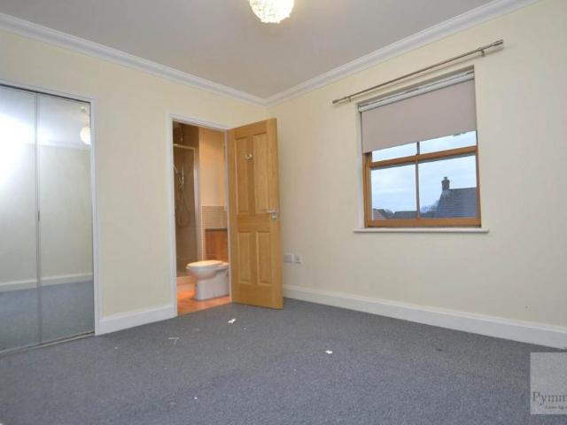 4 bedroom townhouse to rent