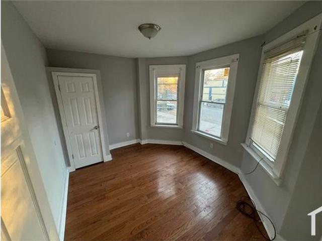 4 Bedroom Townhouse 118 Cedar Ave in Newark, NJ 07106 | AffordableHousing. Com