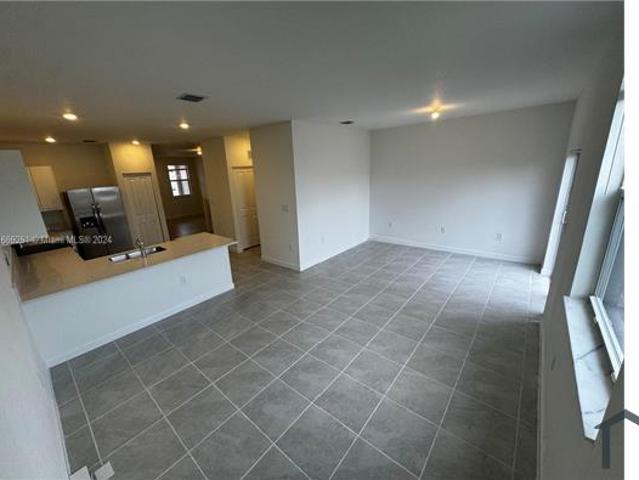 4 Bedroom Townhouse 12349 NW 24Th Pl in Miami, FL 33167 | AffordableHousing. Com