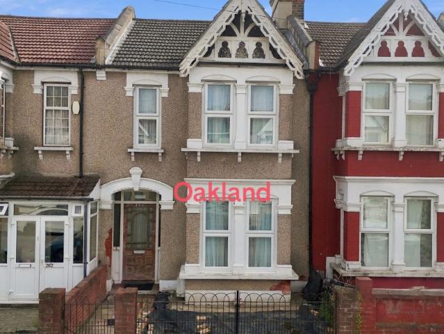 4 Bedroom To Rent in Mortlake Road, Ilford, IG1