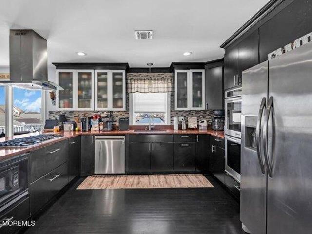 4 bedroom, Toms River NJ 08753 102800265