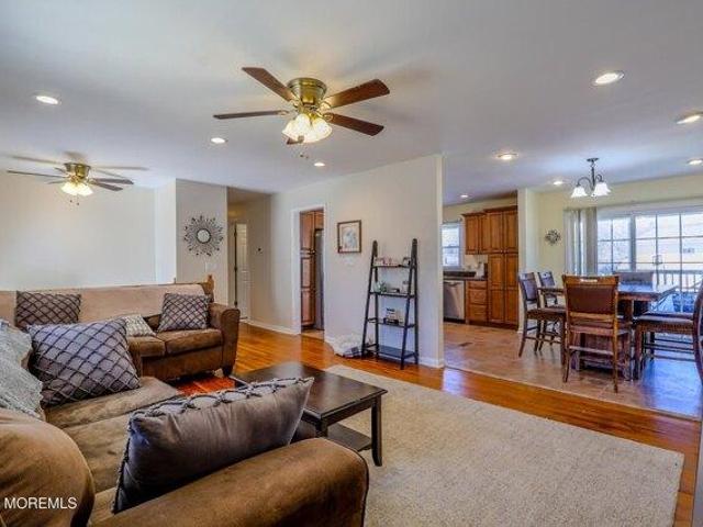 4 bedroom, Toms River NJ 08753 LS102565890