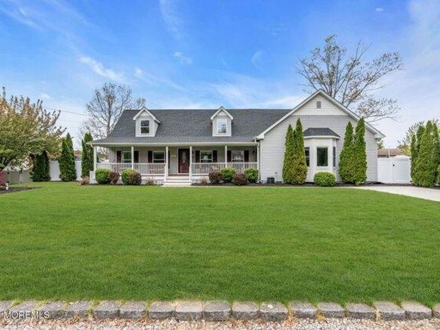 4 bedroom, Toms River NJ 08757 102279490