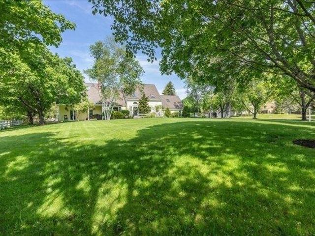 4 bedroom, Topsfield MA 01983 103033815
