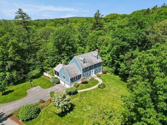 4 bedroom, Topsfield MA 01983 104330954