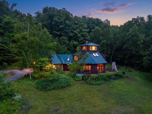 4 bedroom, Topsham VT 05076 104850224