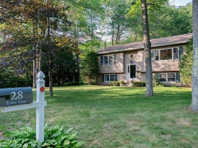 4 bedroom, Topsham ME 04086 104757504