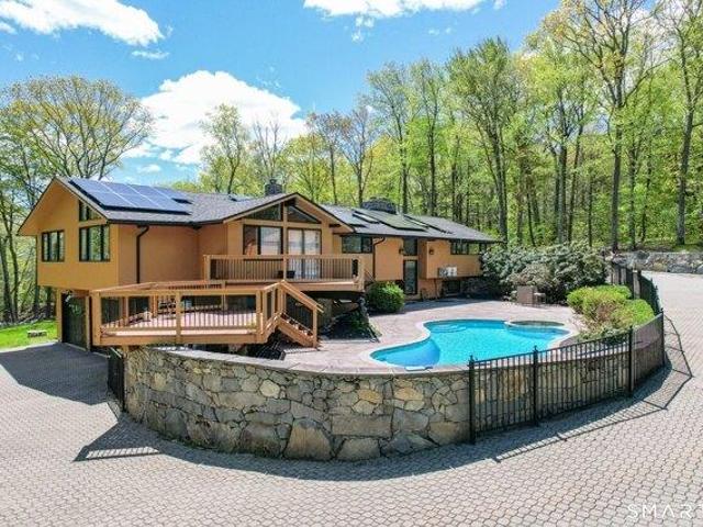 4 bedroom, Torrington CT 06790 104264352