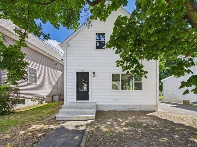 4 bedroom, Taunton MA 02780 104759917