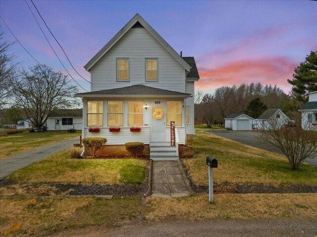 4 bedroom, Taunton MA 02780 LS102725932