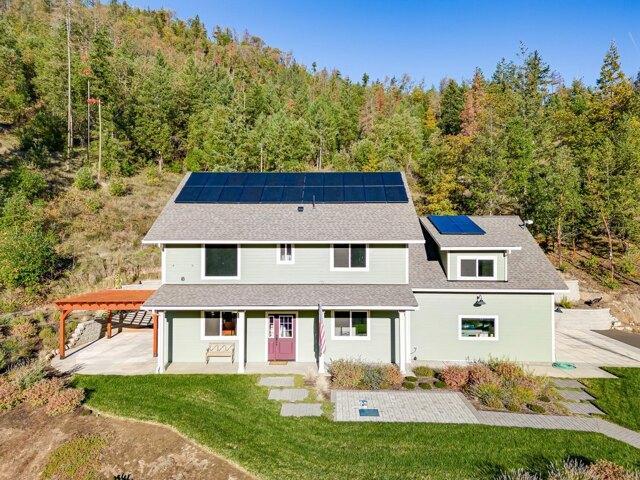 4 bedroom, Talent OR 97540 89637777