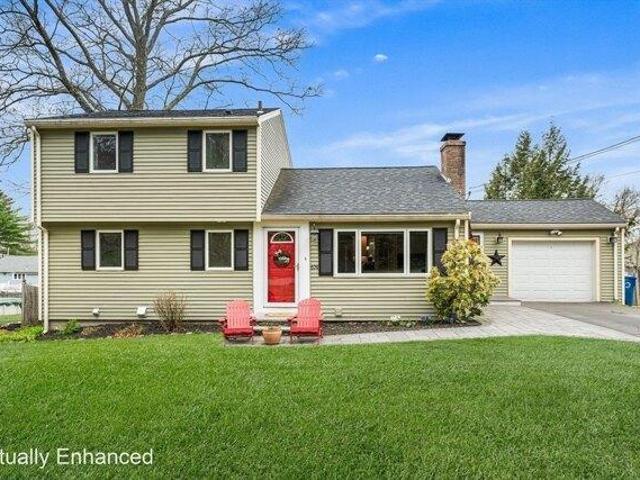 4 bedroom, Tewksbury MA 01876 LS102592551