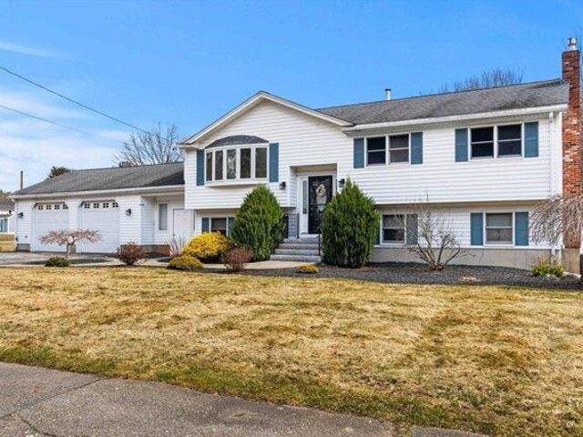 4 bedroom, Tewksbury MA 01876 102479048