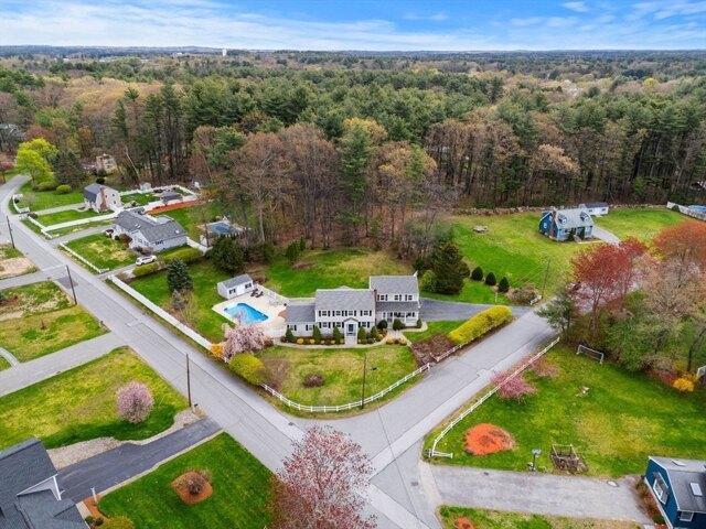 4 bedroom, Tewksbury MA 01876 102632518
