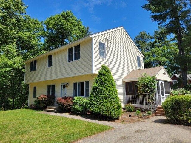 4 bedroom, Tewksbury MA 01876 104444774