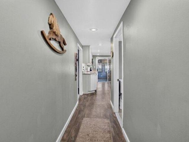 4 bedroom, Tewksbury MA 01876 104406147
