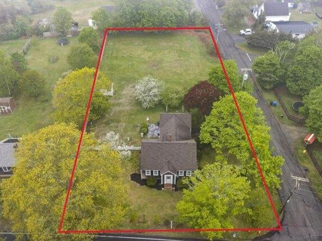 4 bedroom, Teaticket MA 02536 LS103018901