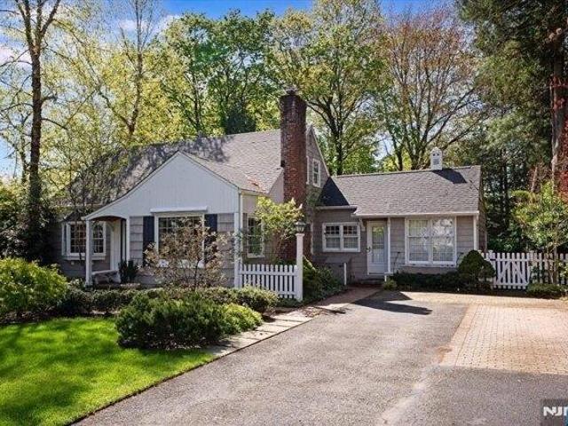 4 bedroom, Tenafly NJ 07670 LS101859190