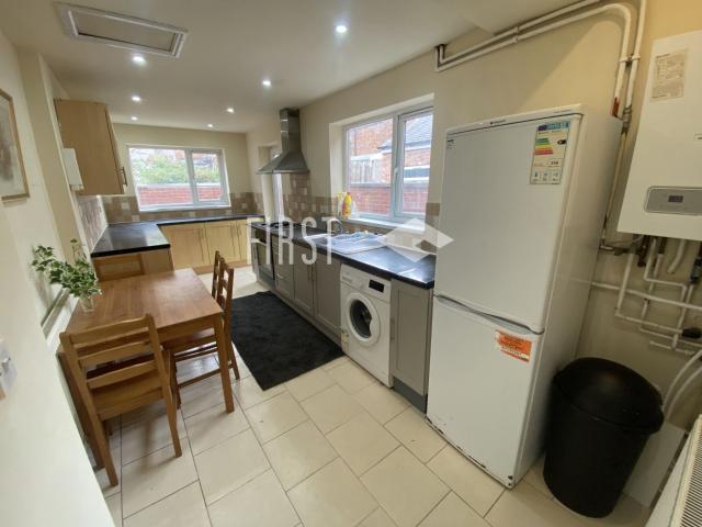 4 Bedroom Terraced