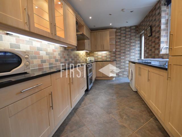 4 Bedroom Terraced