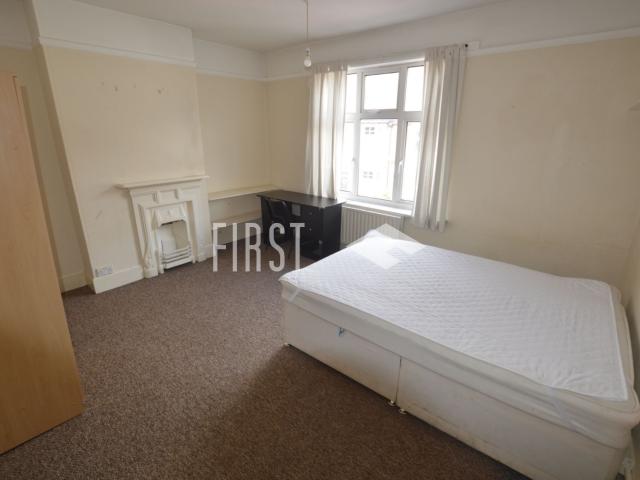 4 Bedroom Terraced