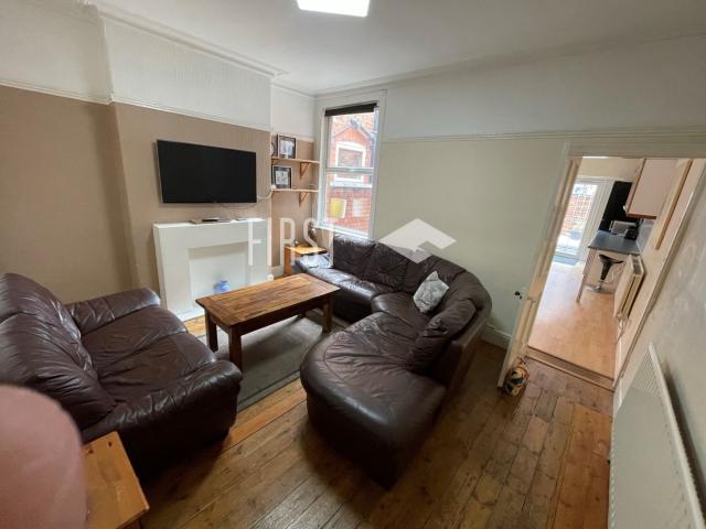 4 Bedroom Terraced