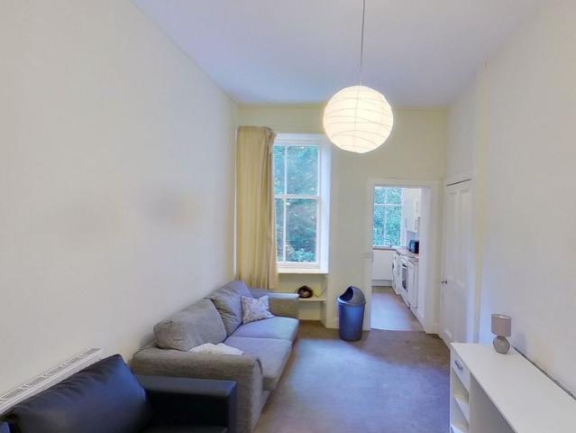 4 bedroom terraced apartment to rent