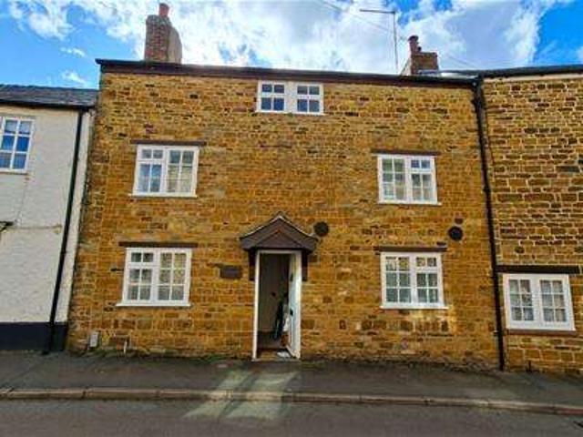 4 Bedroom Terraced House