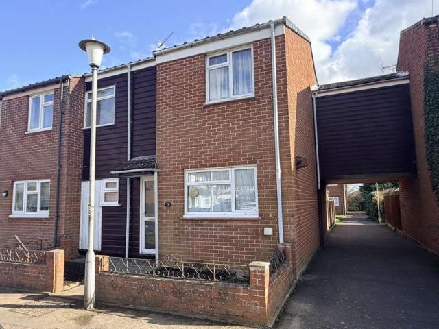 4 Bedroom Terraced House