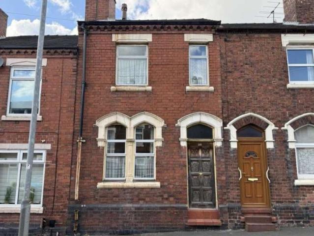 4 Bedroom Terraced House