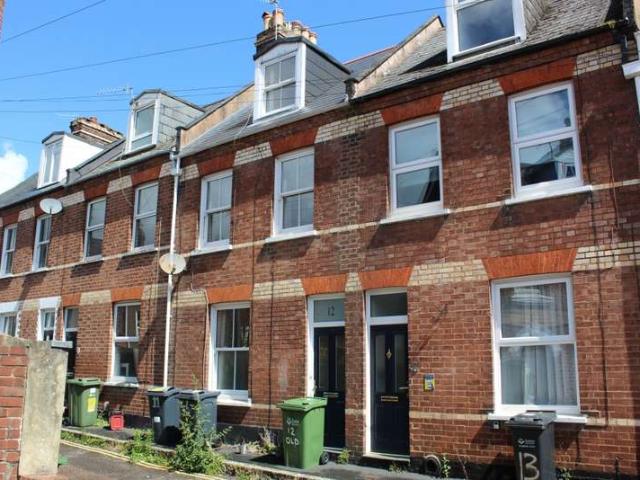 4 Bedroom Terraced House