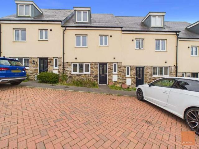 4 Bedroom Terraced House
