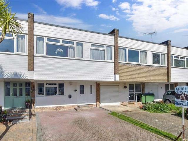 4 Bedroom Terraced House