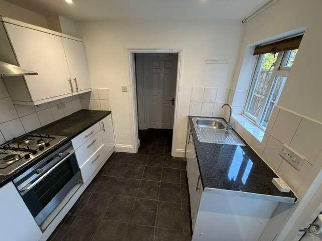 4 Bedroom Terraced House