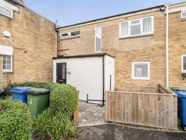 4 Bedroom Terraced House