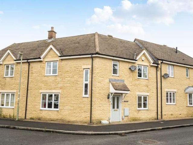 4 Bedroom Terraced House